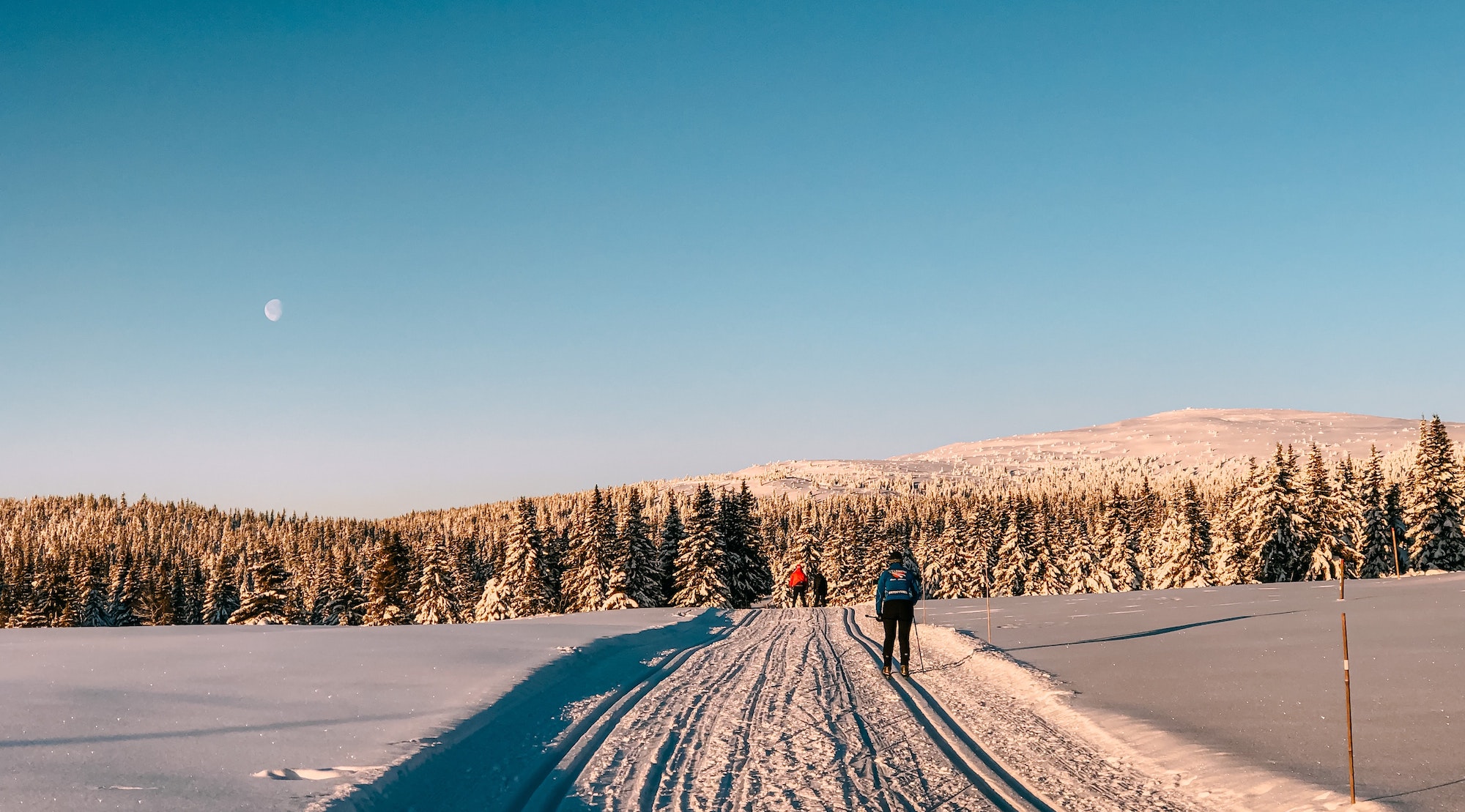 Hvordan holde seg skadefri når man går på langrenn?